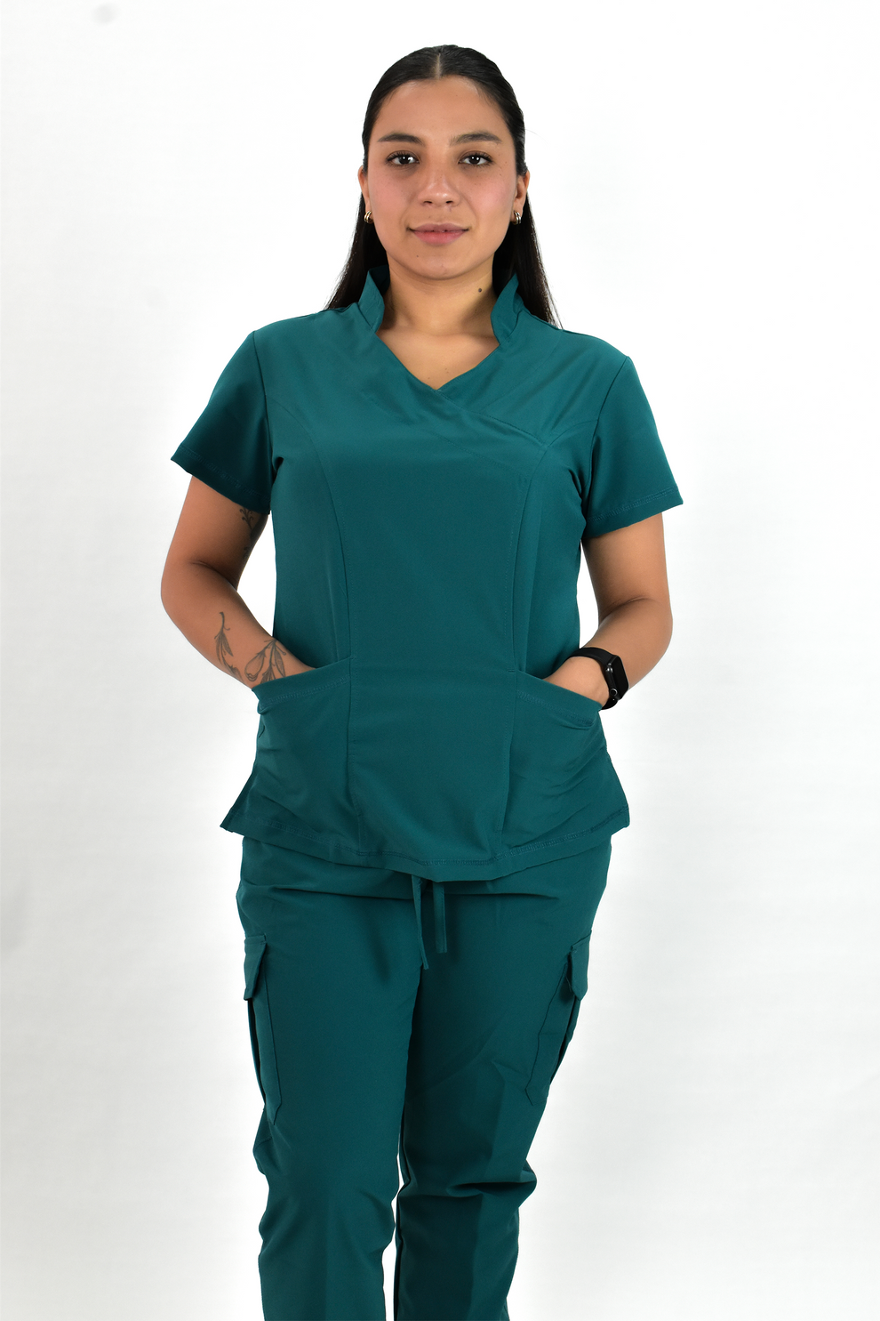 Uniforme Quirúrgico M06 Antifluido Stretch Verde Botella – Uniformes Monaco